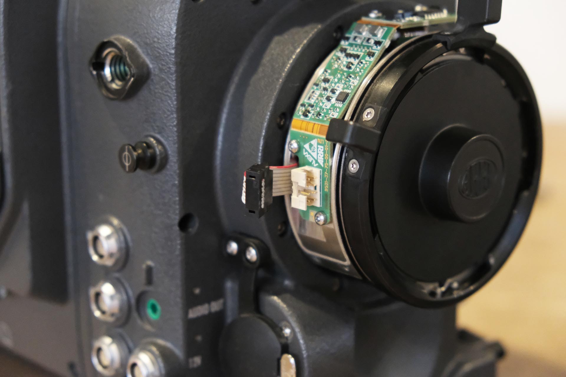 Building A More Affordable Alexa With Arri CPO, Leica R Lenses & The ...
