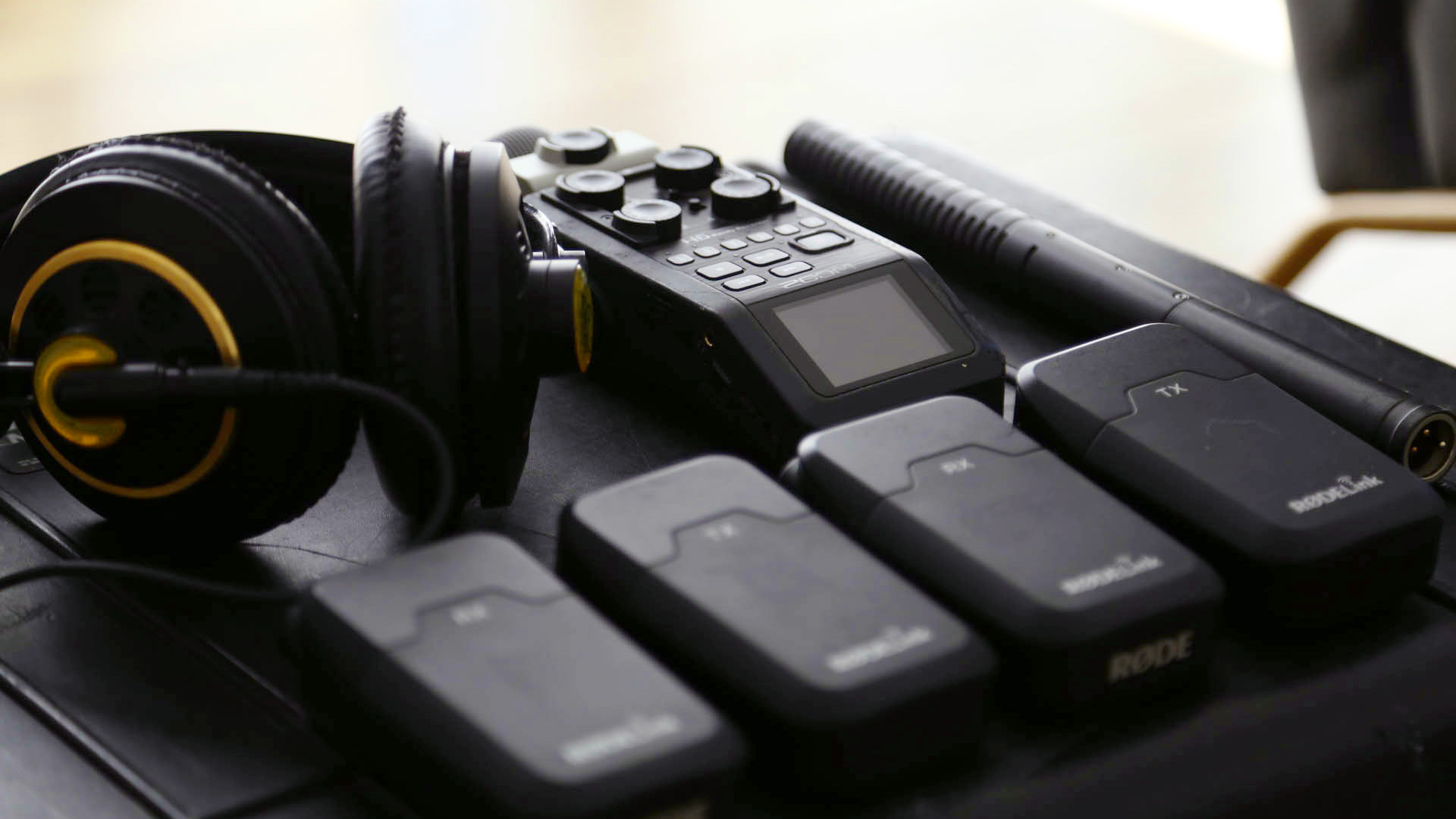 Recording Location Sound As A One-Man-Band: Gear & Workflow