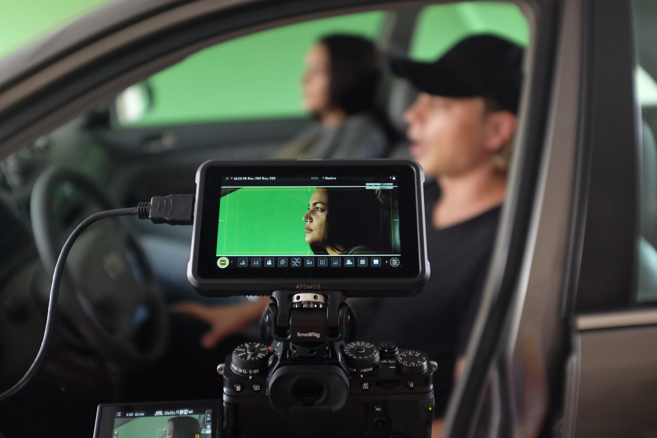 How To Shoot Moving Car Scenes On Green Screen And Add Background ...