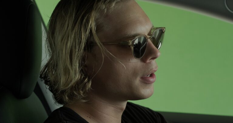 How To Shoot Moving Car Scenes On Green Screen And Add Background ...