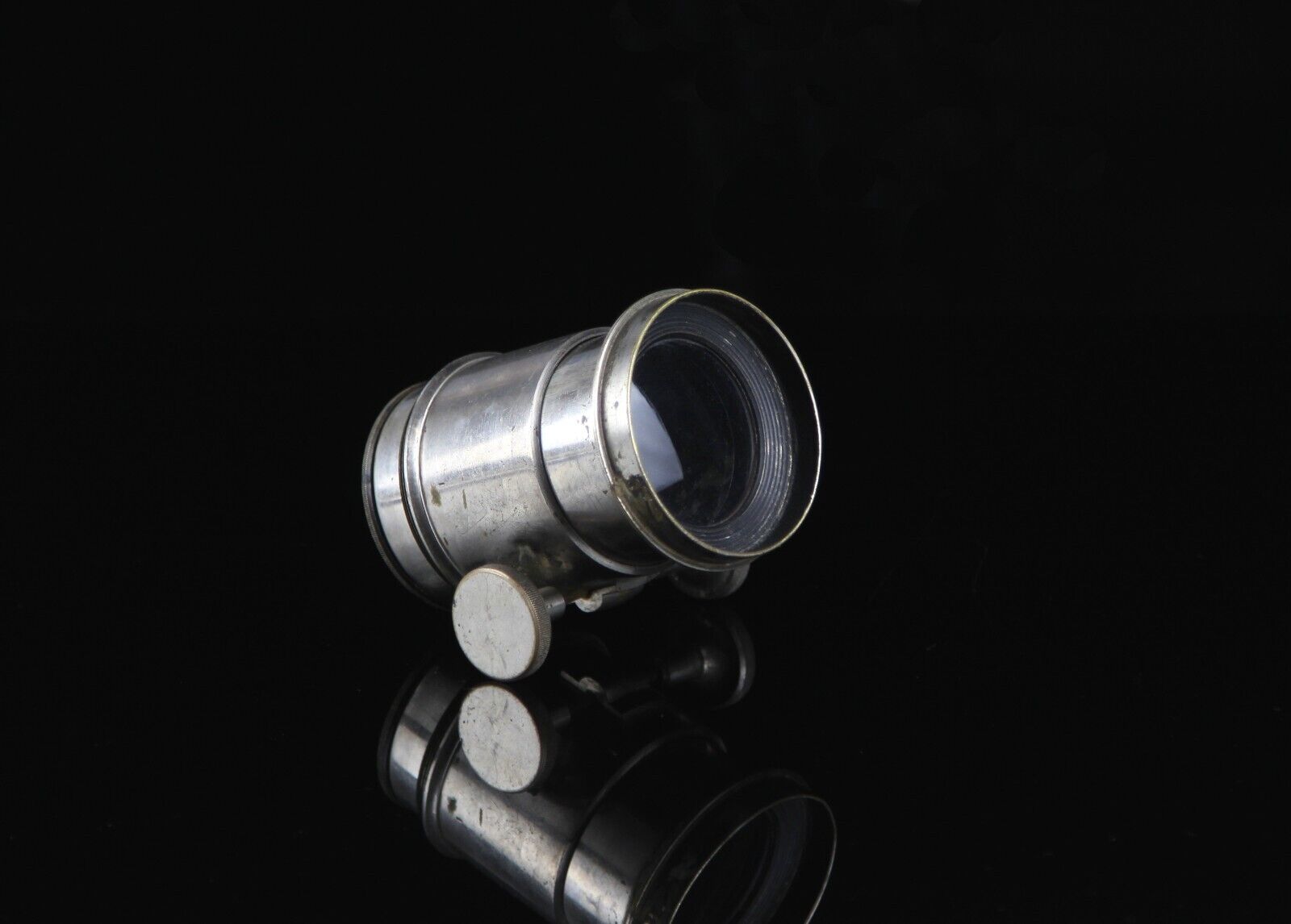 4 Stunning Lenses Used On POOR THINGS To Achieve A Gorgeous Art-House ...